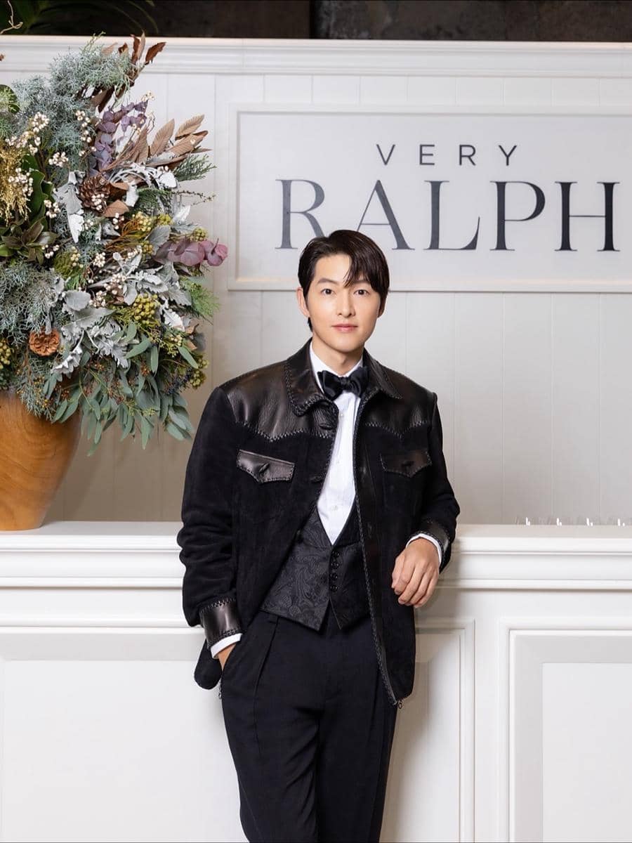 Song Joong Ki dan Park Ji Hyun Ditawari Main Drama Rom-Com Love Cloud ...