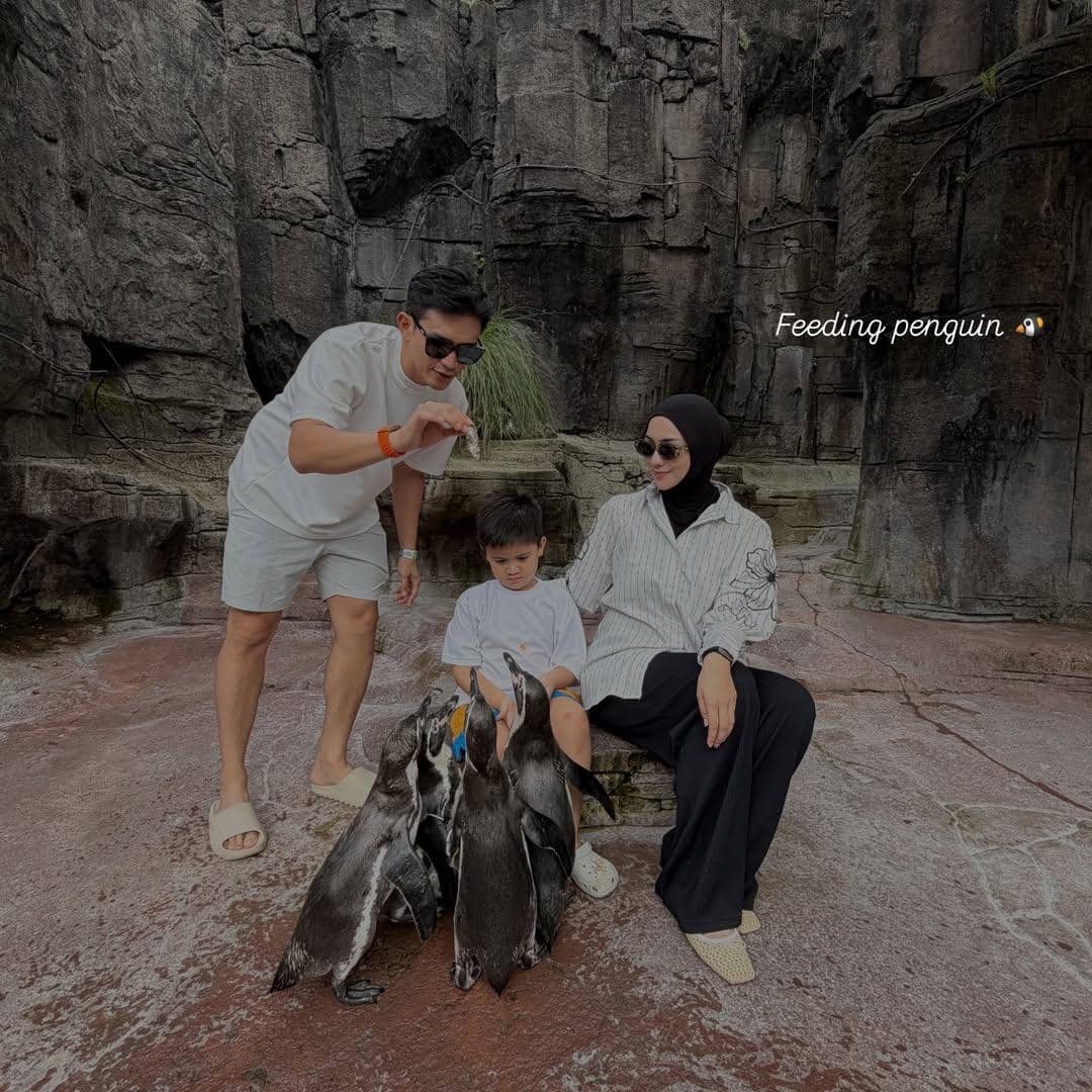 9 Potret Keluarga Citra Kirana dan Ryana Dea Playdate di Taman Safari ...