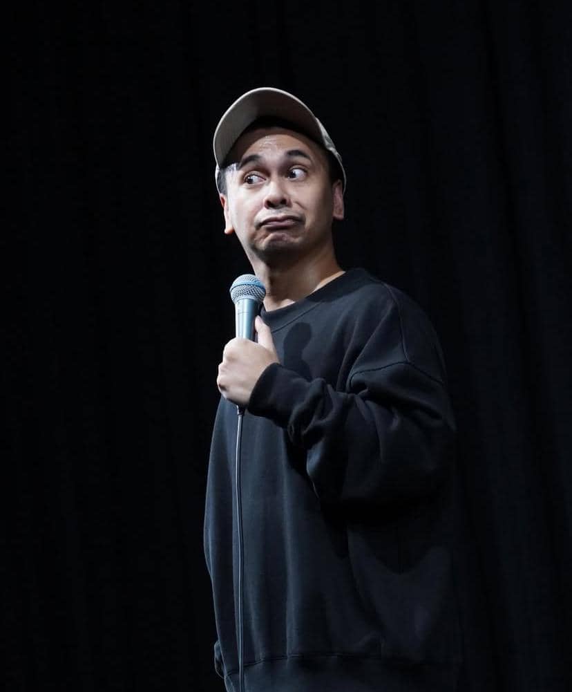 Biodata dan Profil Raditya Dika, dari Blogger Jadi Seleb | IDN Times