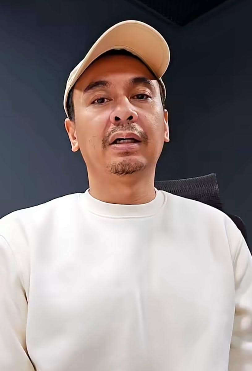 Biodata dan Profil Raditya Dika, dari Blogger Jadi Seleb | IDN Times