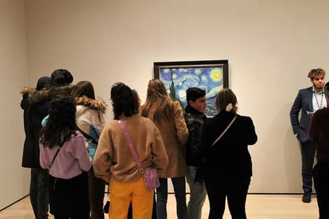 6 Fakta The Starry Night, Lukisan Malam karya Vincent van Gogh | IDN Times