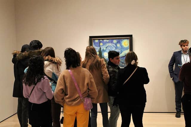 6 Fakta The Starry Night, Lukisan Malam karya Vincent van Gogh | IDN Times