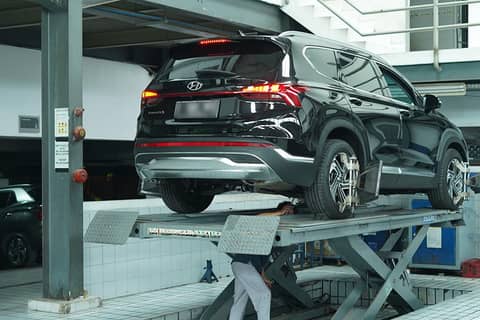 5 Alasan Mobil Baru Tetap Perlu Spooring dan Balancing Sejak Awal | IDN ...