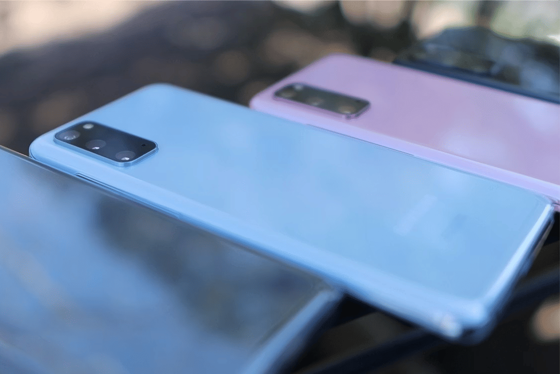 Daftar Harga Servis Layar HP Samsung Terbaru Edisi Awal 2026 | IDN Times