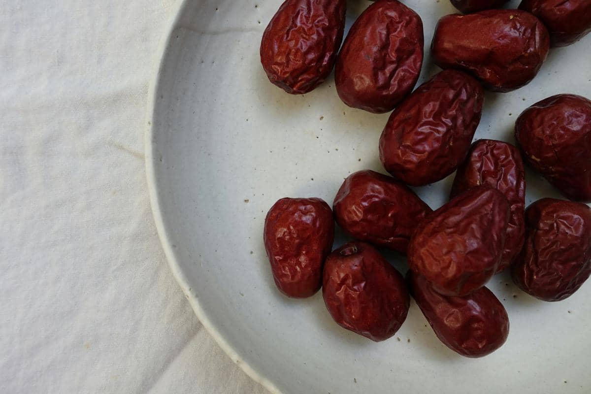 Perbedaan Kurma Medjool dan Kurma Mabroom, Mana yang Kamu Suka? | IDN Times