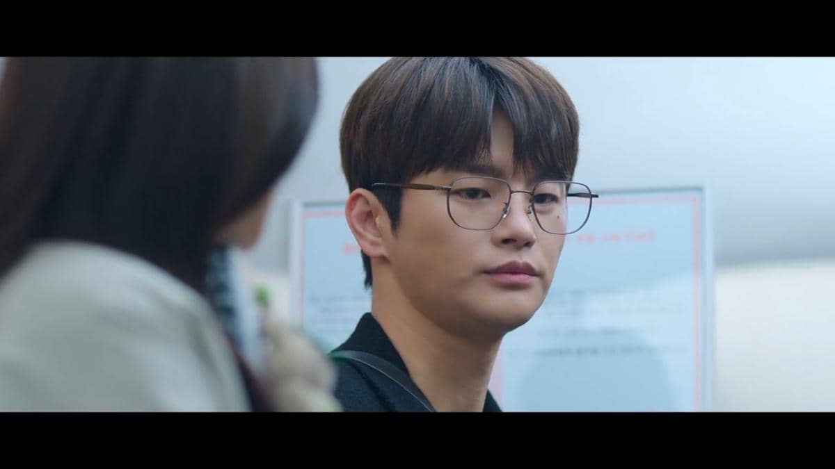 7 Perhatian Park Gyeong Nam pada Seo Mi Rae di Boyfriend on Demand ...