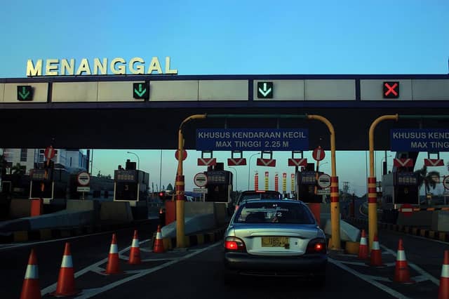 Tarif Tol Jakarta Surabaya 2026: Rincian Biaya Lengkap Terbaru | IDN Times