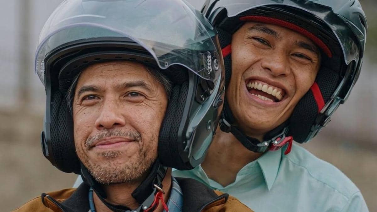 Review Tunggu Aku Sukses Nanti: Adu Pencapaian saat Lebaran, Nyeseknya ...