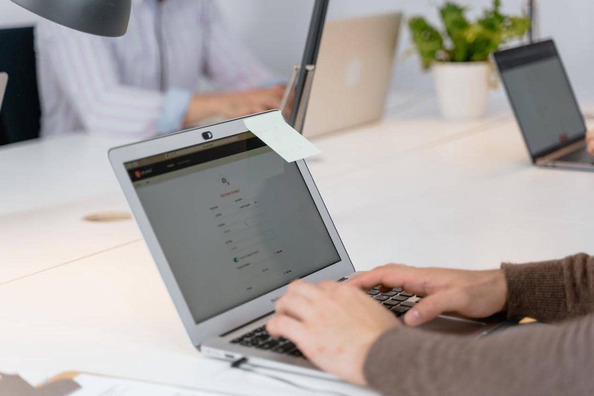 6 Etika Menulis Email Profesional yang Perlu Diketahui | IDN Times
