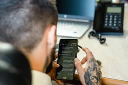 6 Etika Menulis Email Profesional yang Perlu Diketahui | IDN Times