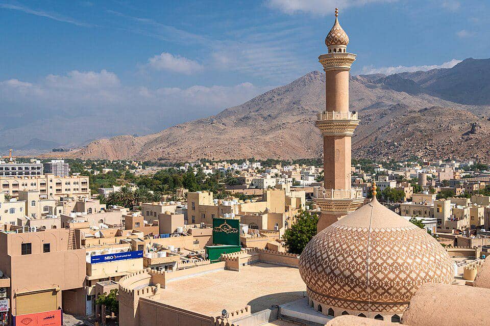 Fakta Menarik Kota Nizwa di Gurun Oman | IDN Times