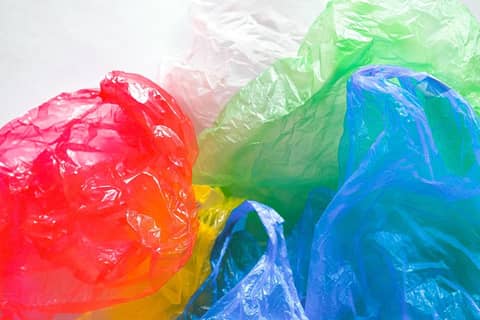 Mengapa Plastik Sulit Terurai di Alam | IDN Times