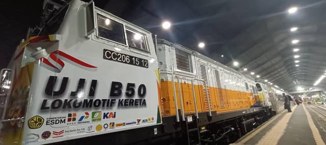 KAI Daop 8 Uji Coba Biodiesel B50 untuk Lokomotif | IDN Times Jatim