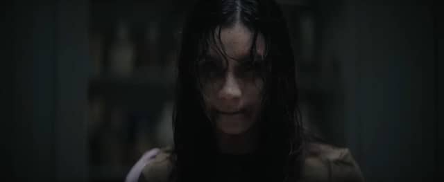 3 Momen Bikin Bulu Kuduk Merinding di Trailer Perdana Evil Dead Burn ...