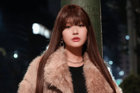 ⁠Lirik CLBK - Divalova, Lagu TikTok Maaf Mantan Aku Tak Mau | IDN Times