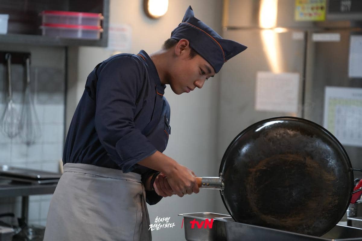 Usaha Seong Jae Ciptakan Masakan Bintang Lima | IDN Times