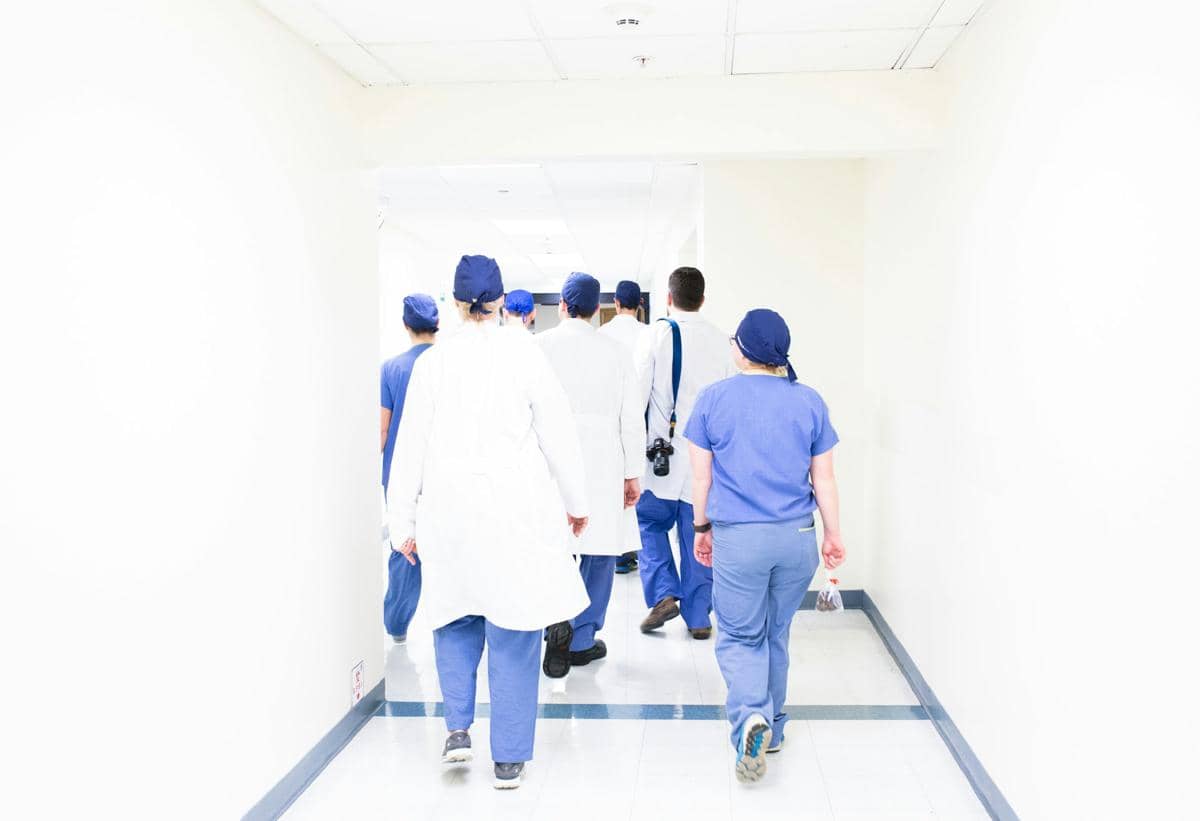 Bantu Tangani Ebola, China Kirim Tim Ahli Medis ke Kongo | IDN Times