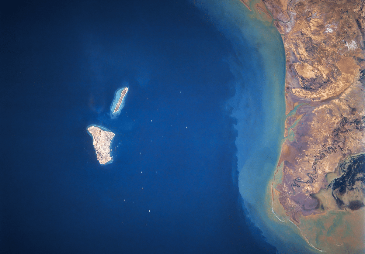 Donald Trump Ingin Ambil Alih Pulau Kharg Iran | IDN Times