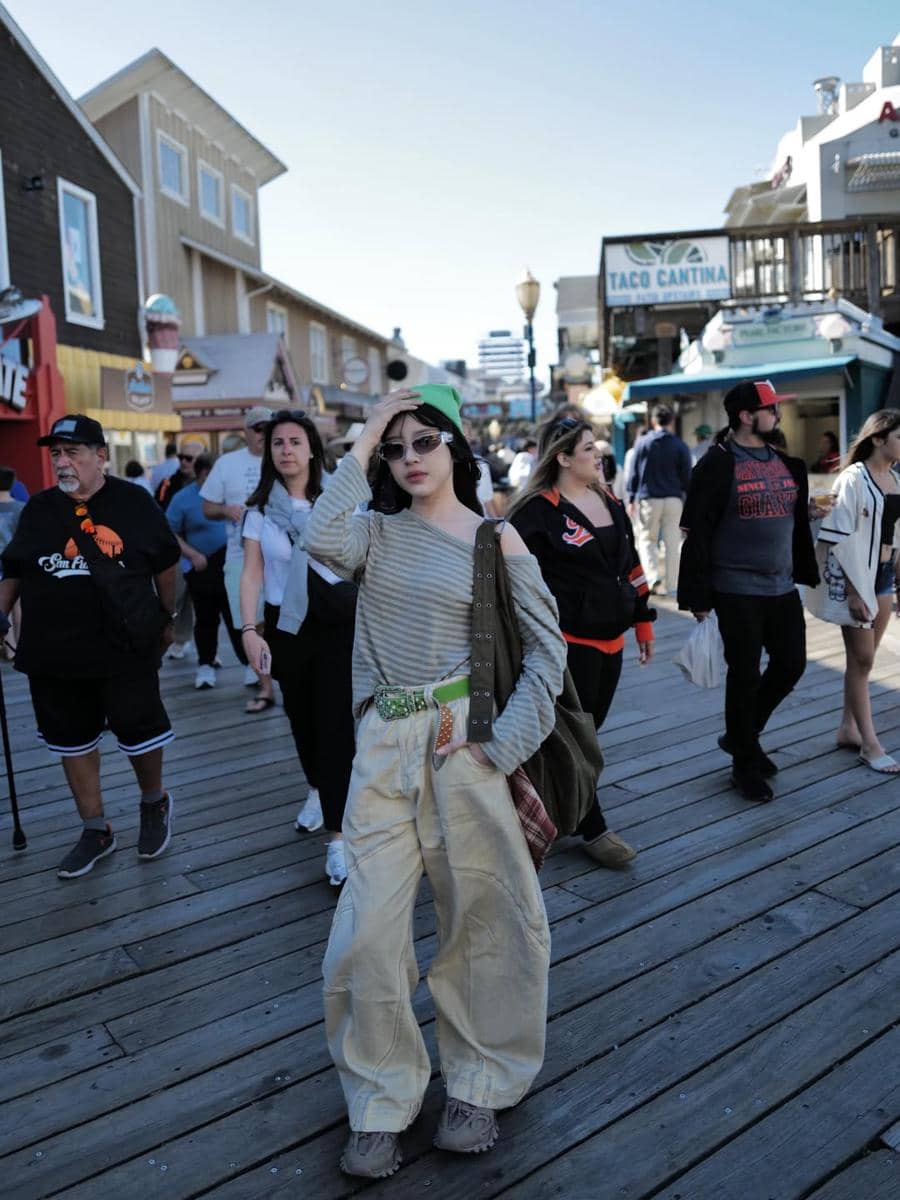 10 Potret Tiara Andini di Pier 39 San Fransisco | IDN Times
